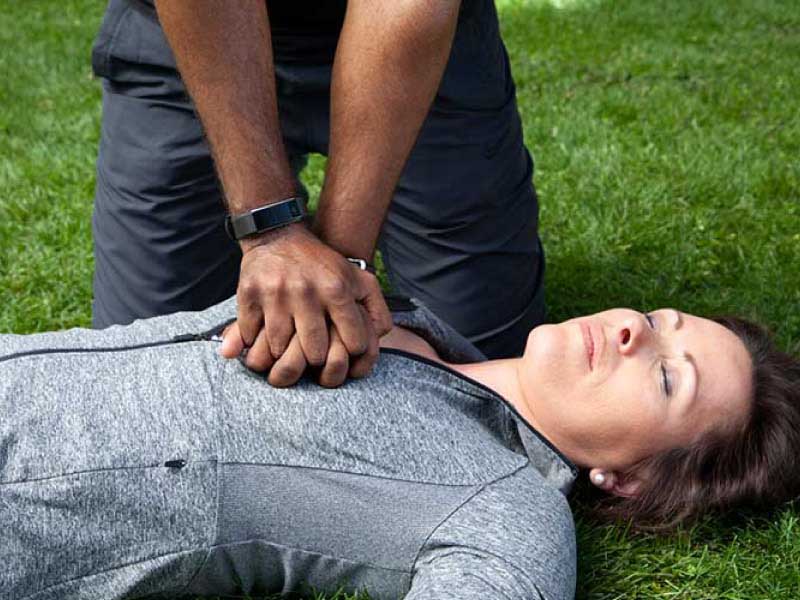 Why people fear performing CPR on women – and what to do about it ...