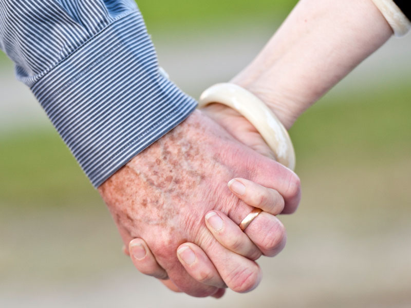 Having spouse in ICU could increase heart risk | American Heart Association