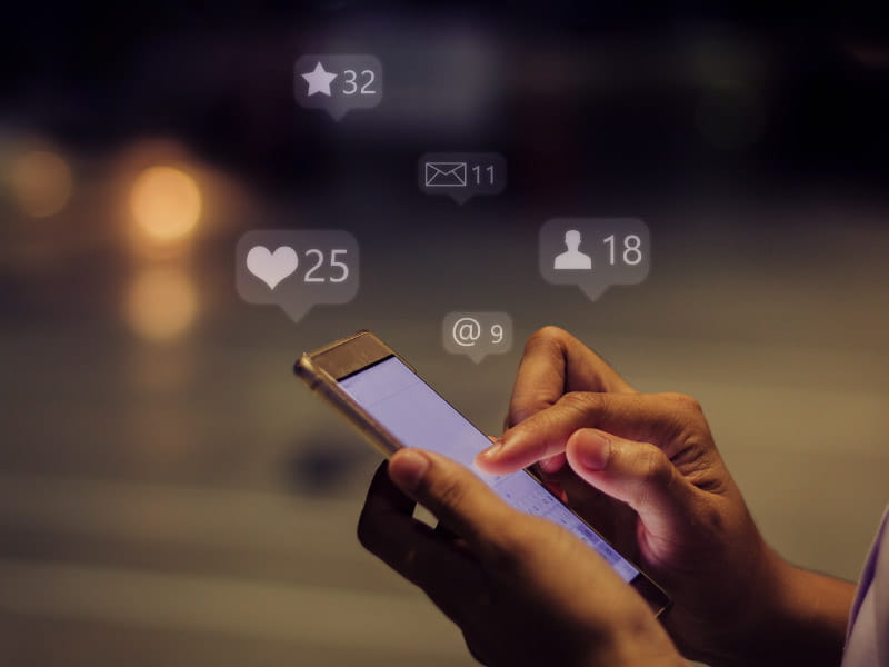 5 questions to ask before sharing health stories on social media ...