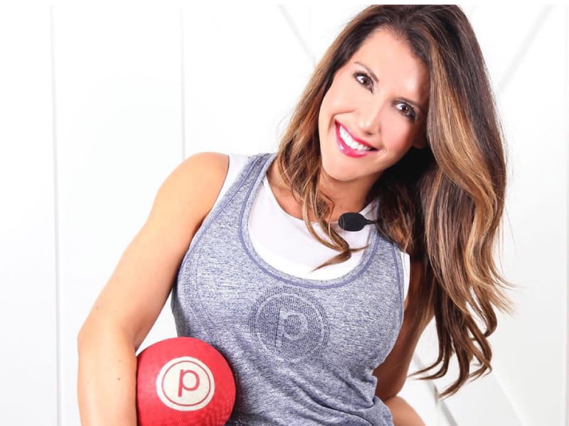 Mom. Entrepreneur. Ex-cheerleader. And stroke survivor at 39 ...