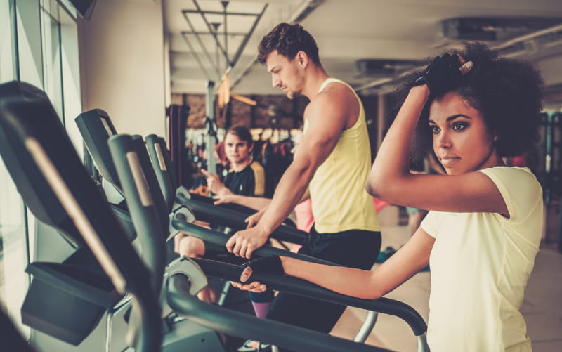 How to sneak in healthy physical activity during a sedentary work day ...