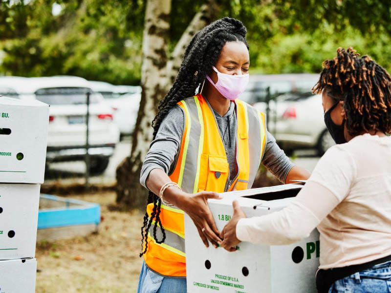 Help others, help yourself? Why volunteering can be good for you ...